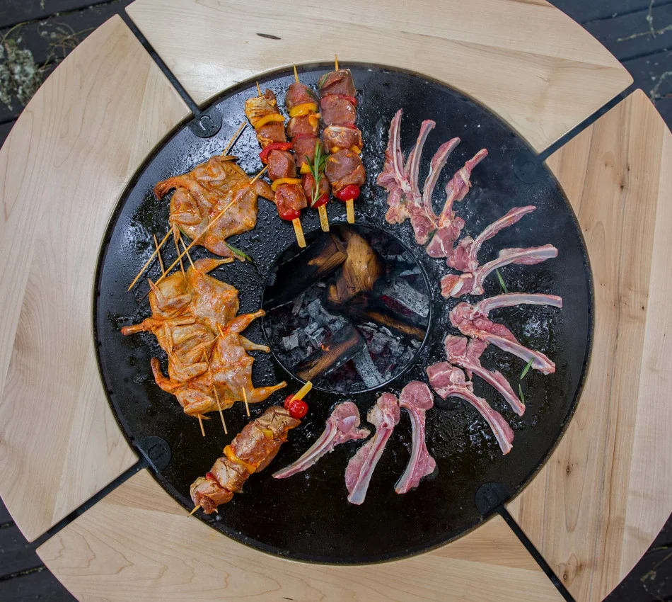 Features and capabilities of the UNO + TABLE grill table | Braziers UNO