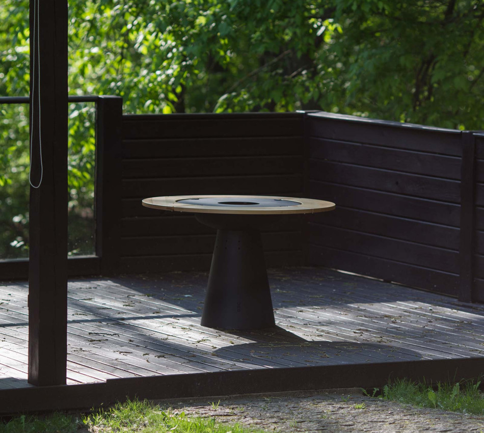 Features And Capabilities Of The UNO TABLE Grill Table Braziers UNO